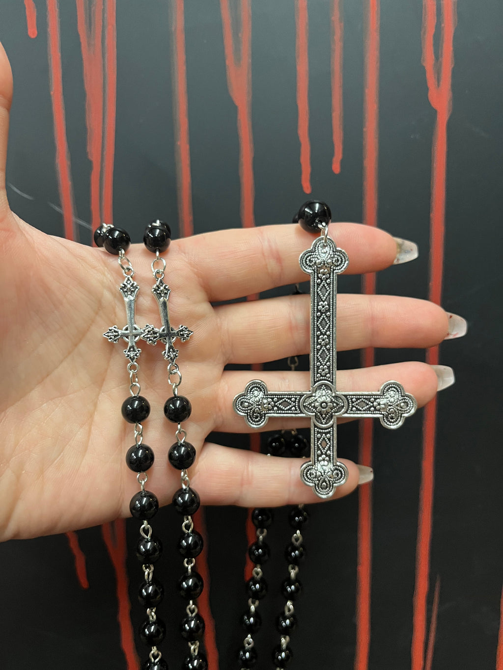 Inverted Rosary – Horrid Magazine
